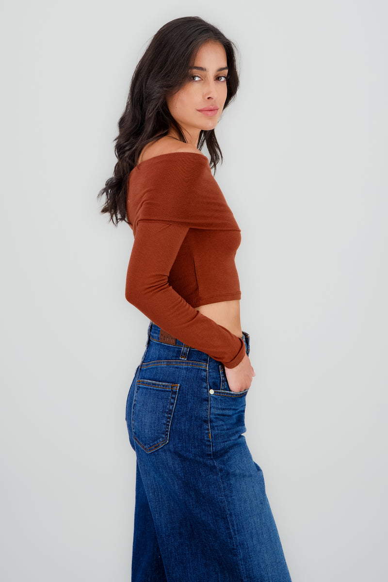 Top off shoulder liso manga larga